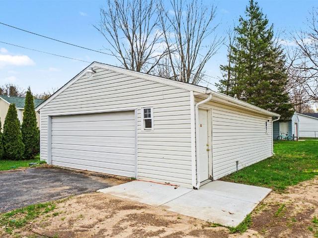 403 E 2nd Street