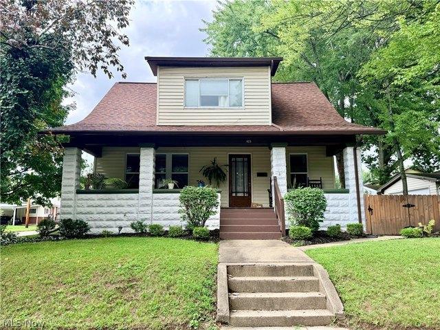 403 E Front St, Dover, OH 44622