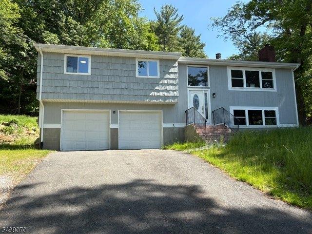 403 E Shore Trl, Sparta, NJ 07871