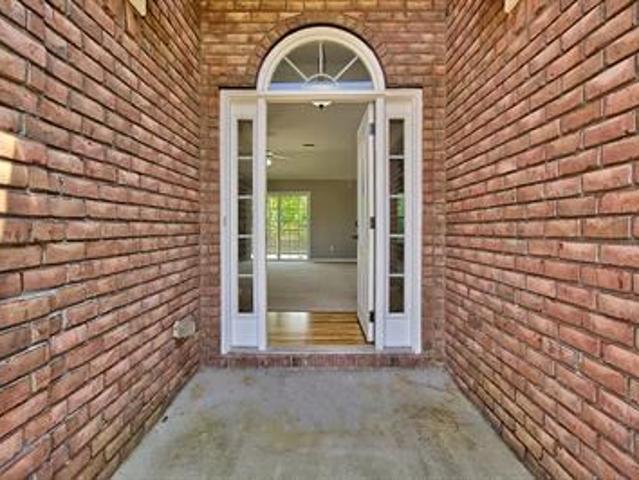 403 East Banks Street
