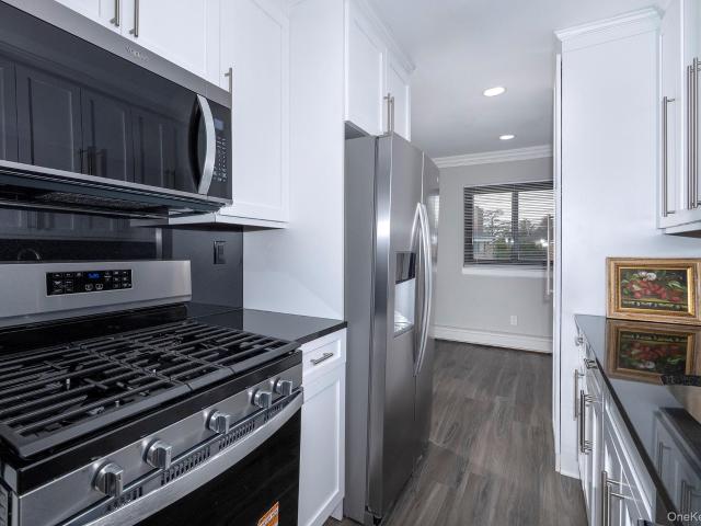 403 East Main Street 403 1A