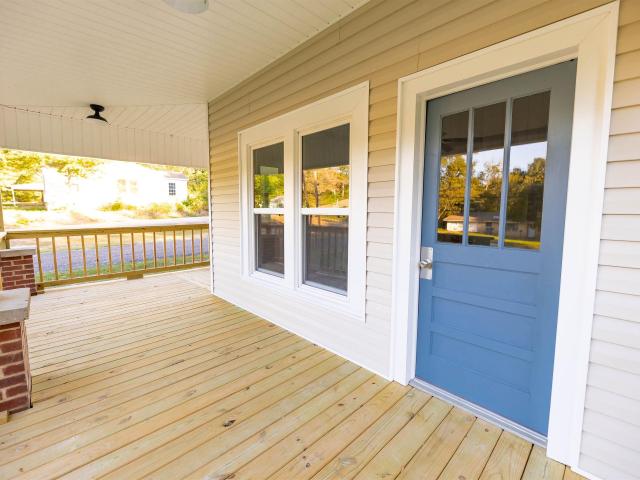 403 Fairview Rd