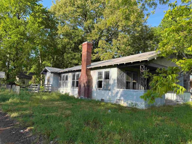 403 Fussell Avenue