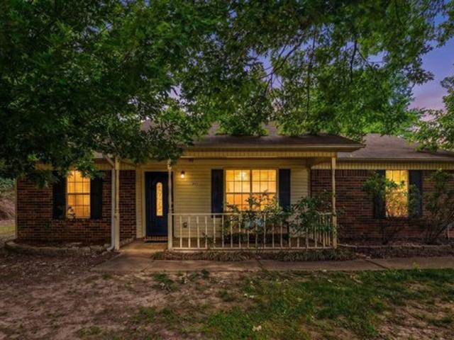 403 King Rd, Benton, AR 72019