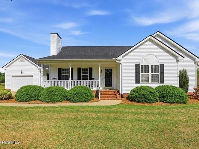 403 Hearthstone Dr, Nashville, NC 27856