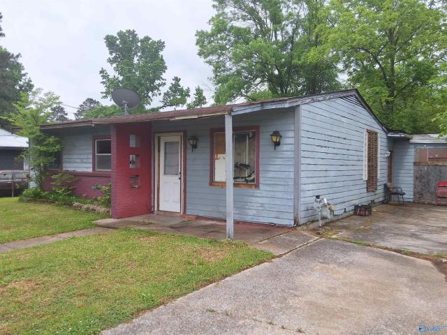 403 Oakleigh Drive