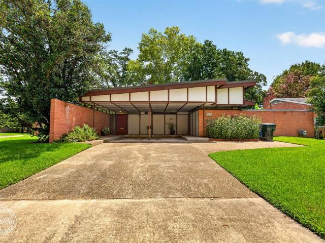 403 Longleaf Road