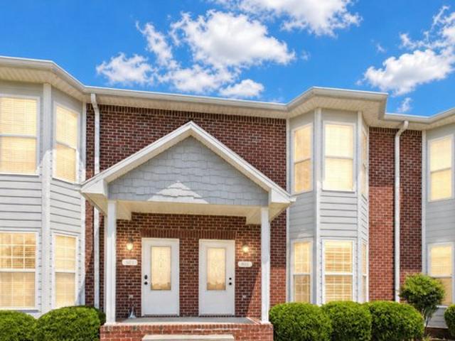403 Moon Bay Dr, Kuttawa, KY 42055