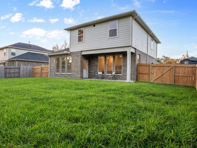 403 Magnolia Ln, Richwood, TX 77531 | MLS #42877 | Compass