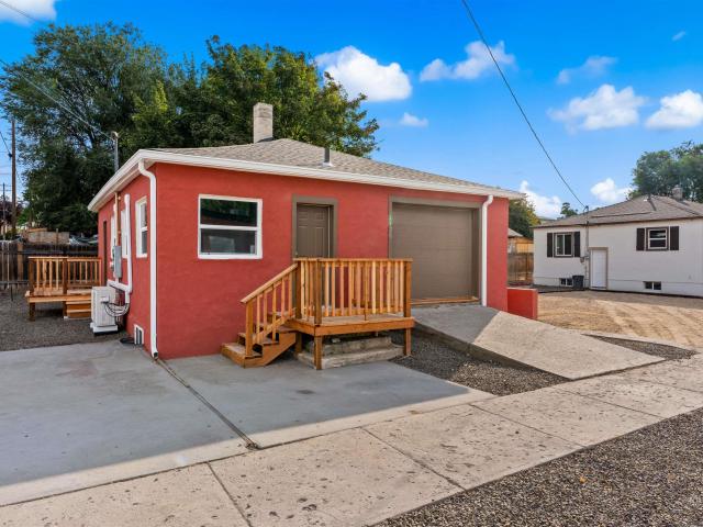 403 N 12 Street