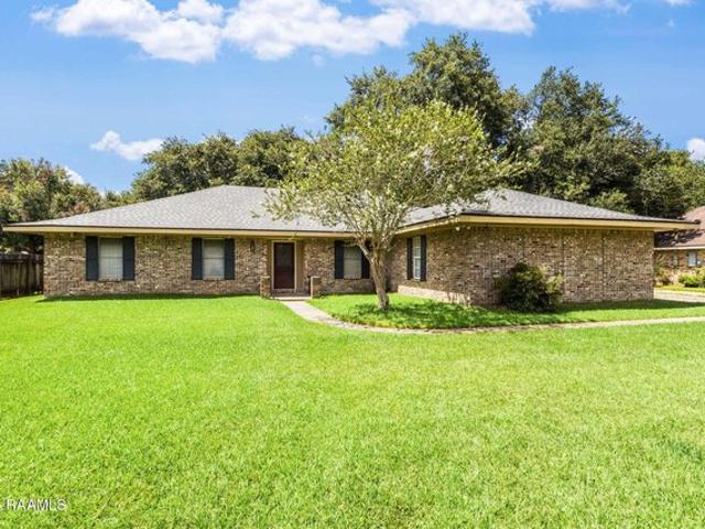403 N Michot Rd, Lafayette, LA 70508