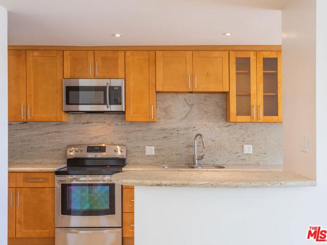 403 N Oakhurst Drive 303