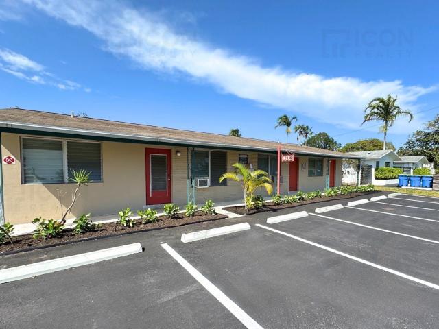 403 NW 25th Street 3