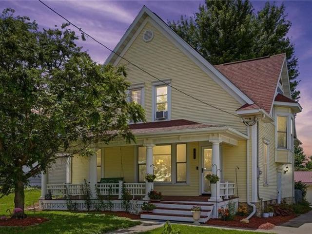 403 S Washington St, Lisbon, IA 52253