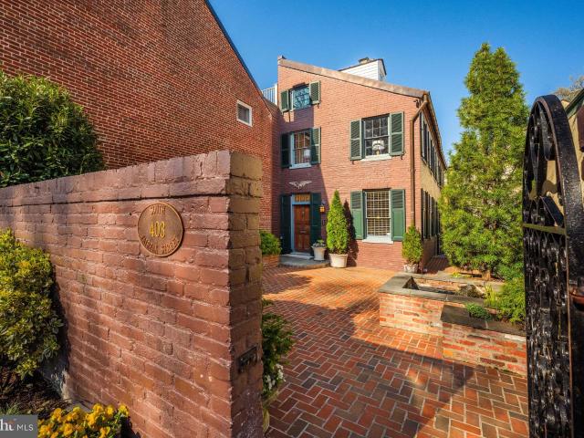 403 S Fairfax St, Alexandria, VA 22314 | MLS #VAAX2055