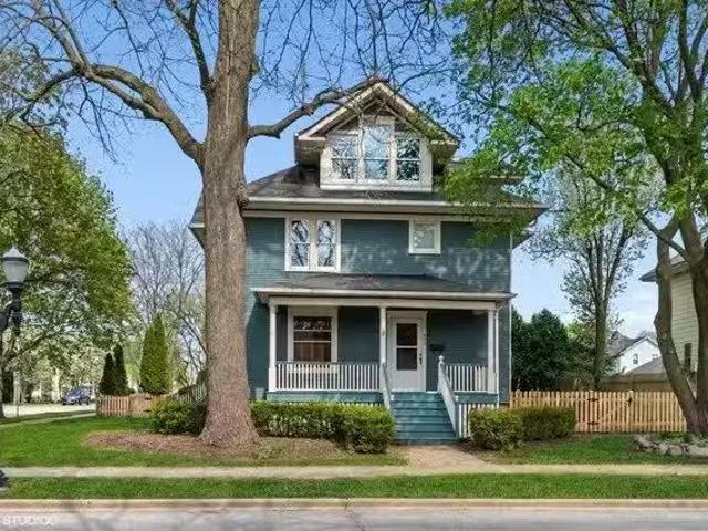 403 S Hough Street, 1, Barrington, IL 60010
