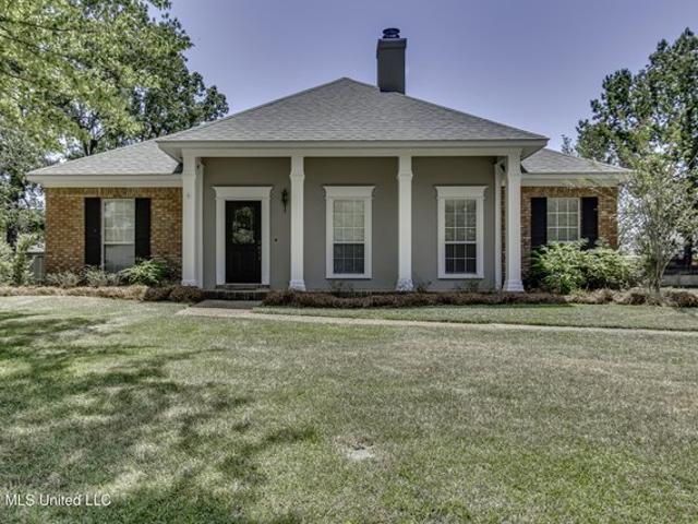 403 Sawtooth Cv, Brandon, MS 39047