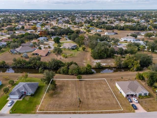 403 San Cristobal Ave, Punta Gorda, FL 33983 | MLS #C7520
