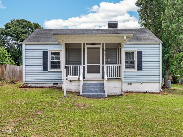 403 Sherwood Road