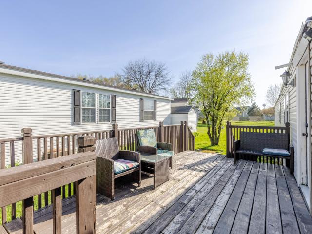 403 Spruce Dr, Belvidere, IL 61008 | MLS #12627 | Compass