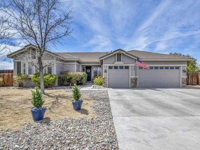 403 St Georges Ct, Dayton, NV 89403