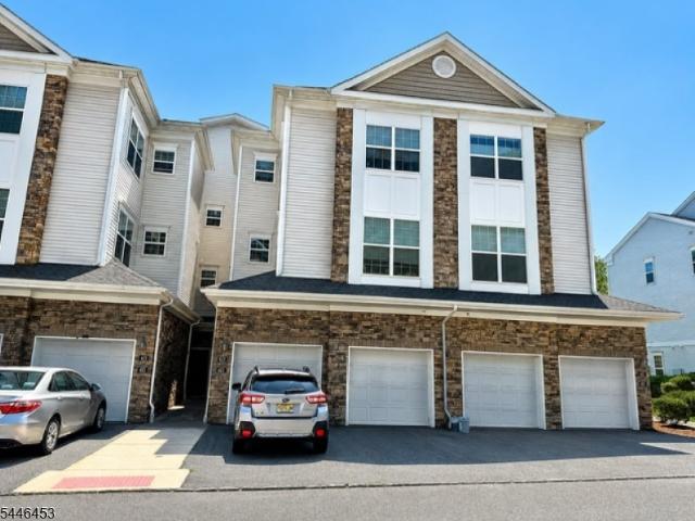 403 Parkview Ln # 403