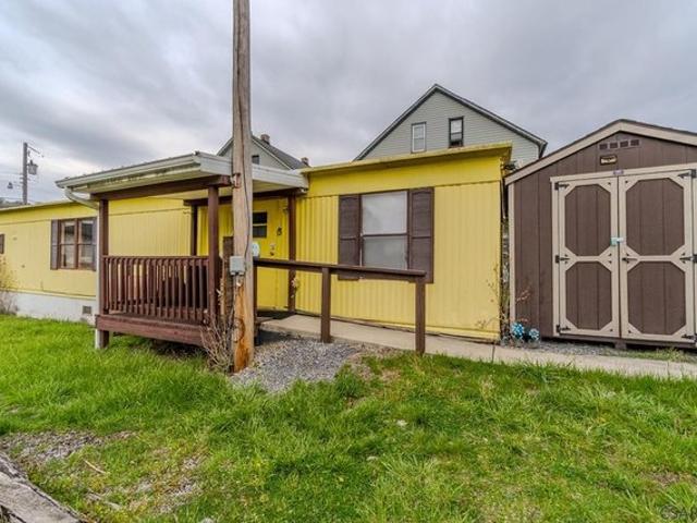 403 Pine St, Johnstown, PA 15902