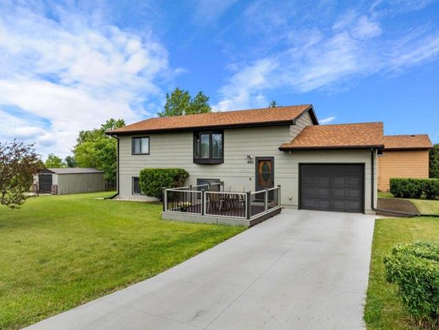403 Pleasant Ave, Surrey, ND 58785