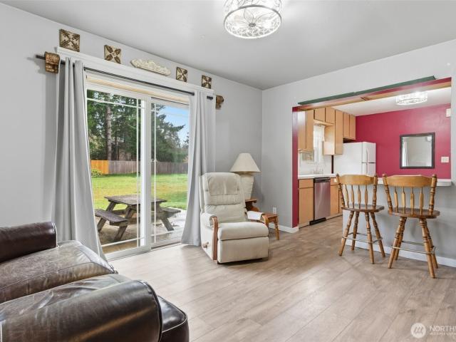 403 Queen Avenue