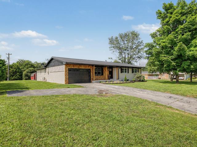 403 Robins St