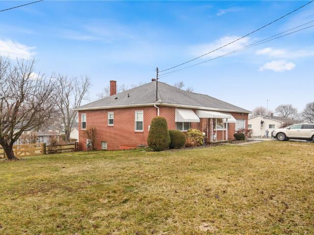 403 Rebecca ST