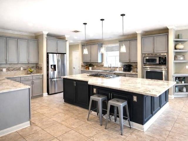 403 W 32nd St, Houston, TX 77018