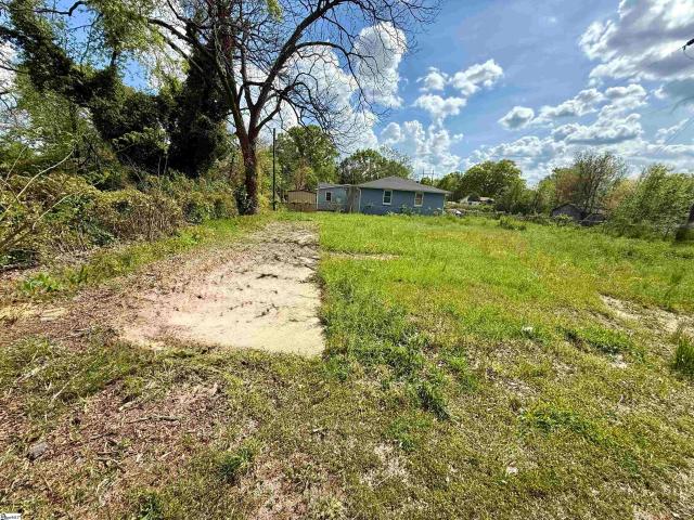 403 W Centennial Street