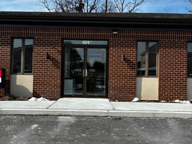 403 W Lincoln Highway