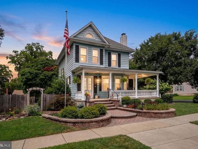 403 W Monroe Ave, Magnolia, NJ 08049