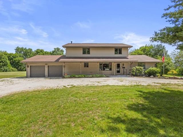 403 Woodworth Dr, Tolono, IL 61880