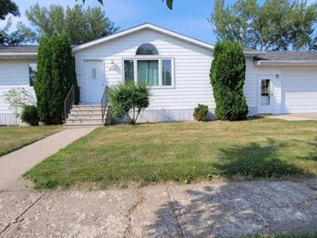 403 Water St E, Medina, ND 58467