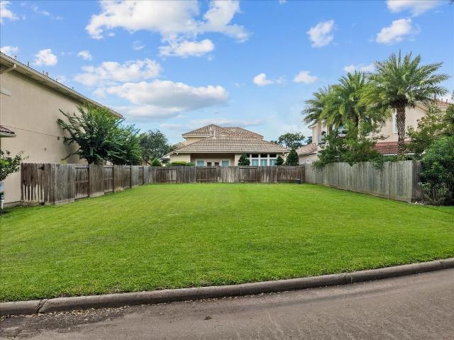 403 Waterford Way