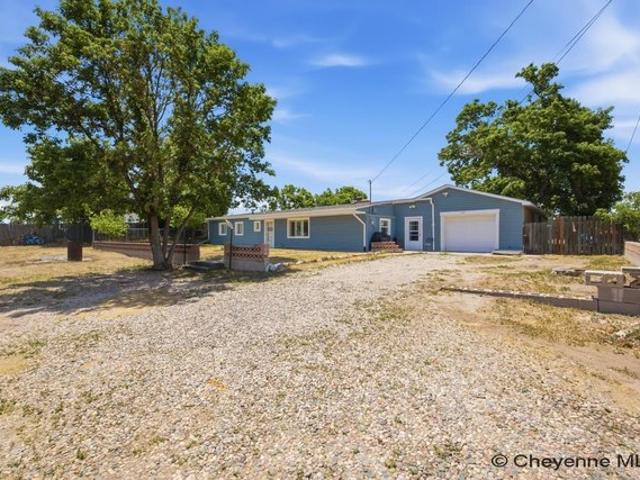 403 Walker Ln, Cheyenne, WY 82007