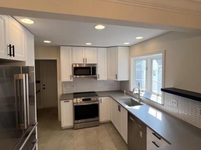 403 Wesley Street