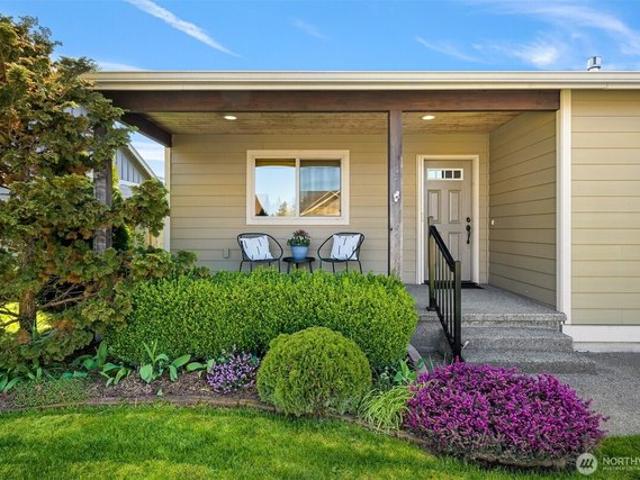 403 Westview Pl, Nooksack, WA 98276