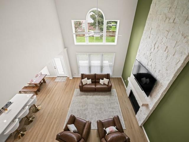 403 Trail Head St, Friendswood, TX 77546