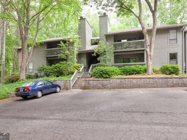 403 Tuxworth Cir, Decatur, GA 30033