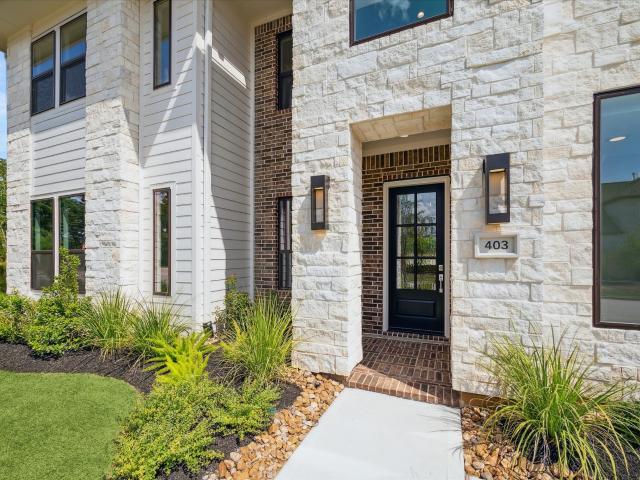 403 Venado View Court