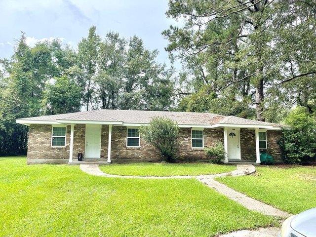 404/406 Eight St, Picayune, MS 39466
