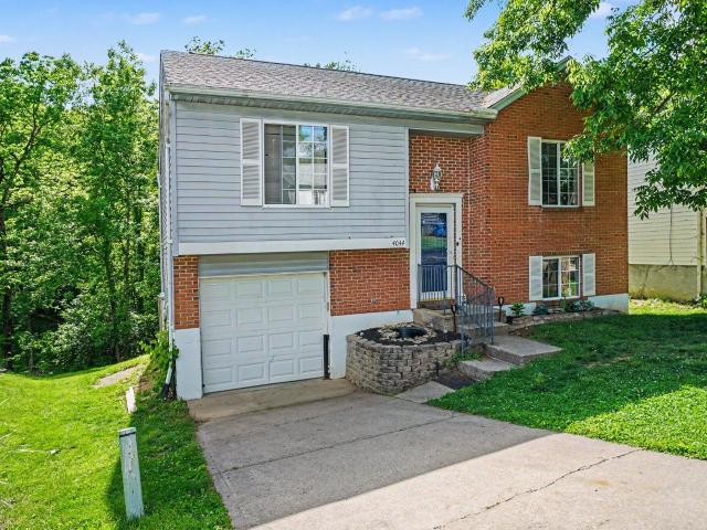 4044 Woodchase Drive
