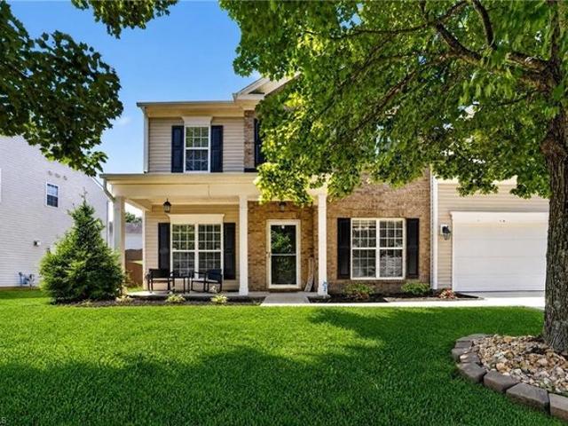 4045 Fountain Grove Dr, High Point, NC 27265