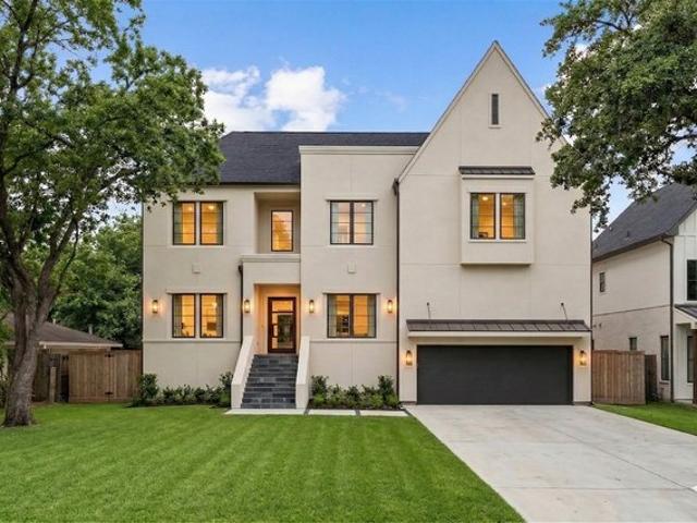 4046 Drummond St, Houston, TX 77025
