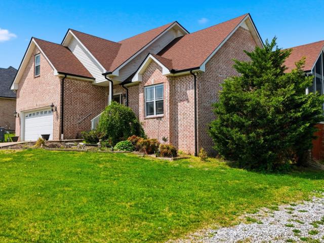 4046 Summit Dr