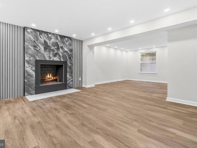 4046 Tarpon Lane
